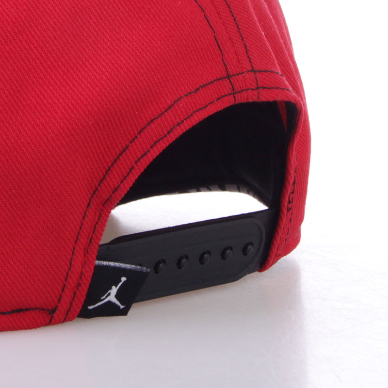 Jordan Кепка Jordan 3 sneaker+ snapback (635040-695) купить по цене ...
